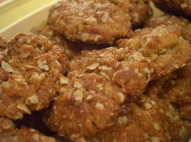 Australian Anzac Biscuits Recipe | Travel Food Atlas