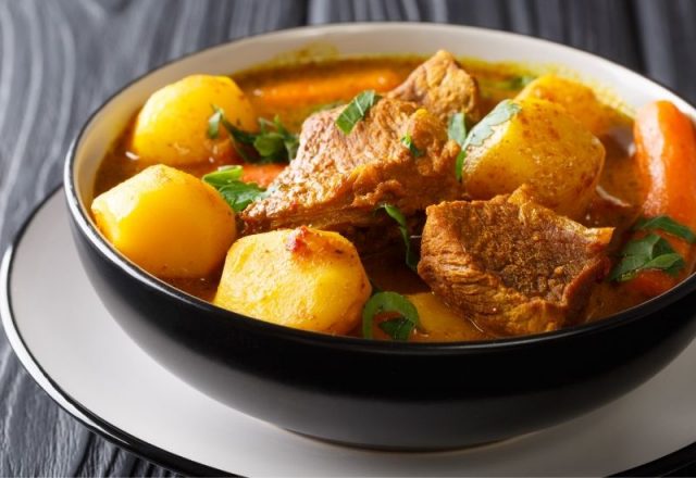 Bahraini Food: 10 Traditional Dishes of Bahrain | Travel Food Atlas