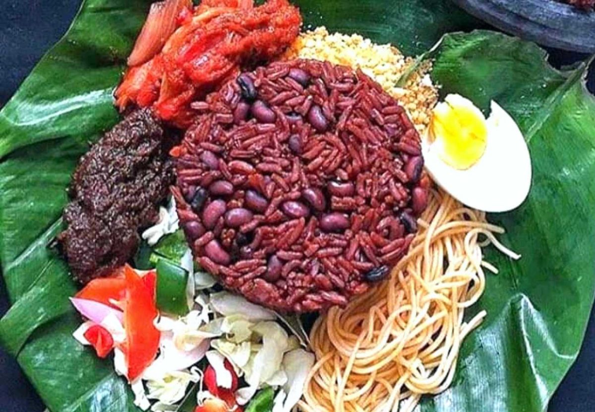 Ghanian Waakye Recipe | Travel Food Atlas