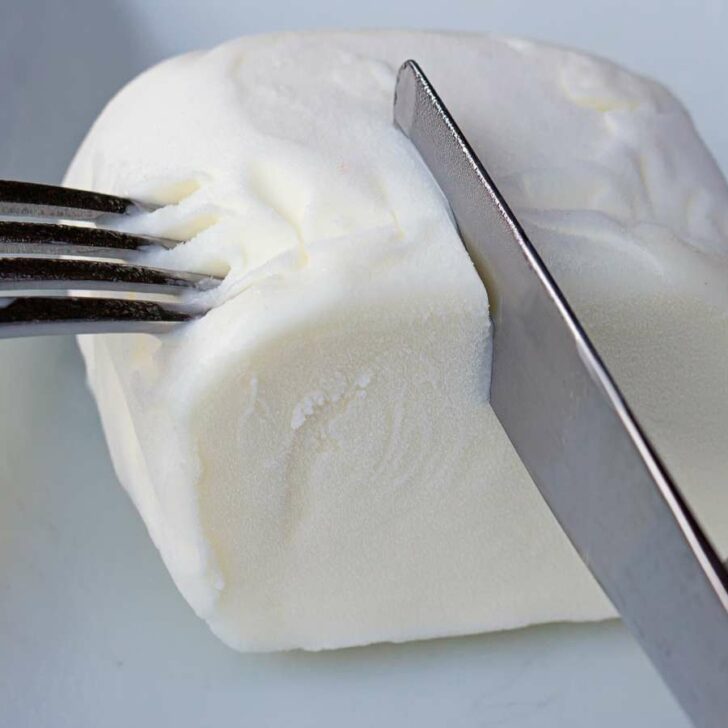Turkish Dondurma (Stretchy Ice Cream) Recipe | Travel Food Atlas