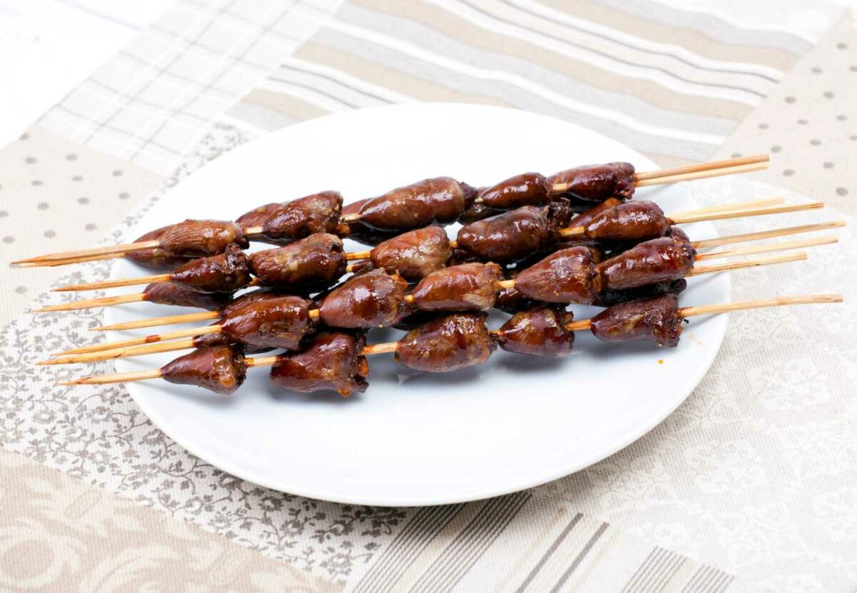Brazilian Coração de Galinha (Chicken Hearts) Recipe | Travel Food Atlas