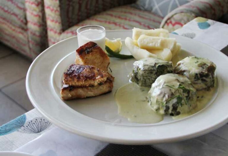 Tuvaluan Food: 11 Traditional Dishes of Tuvalu | Travel Food Atlas