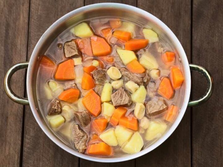 Hungarian Húsleves Recipe | Travel Food Atlas